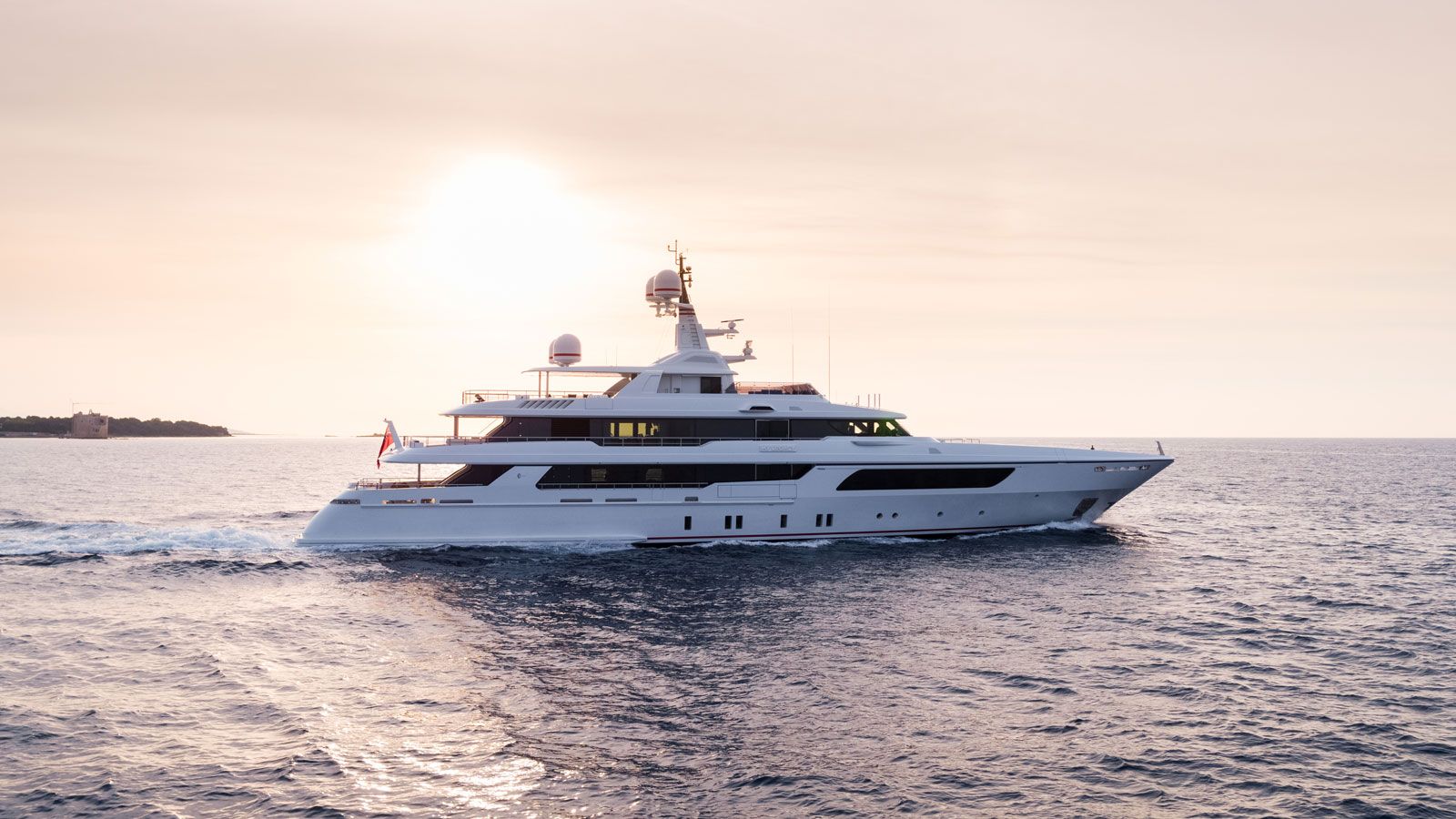 Inside Codecasa's 56m superyacht My Legacy